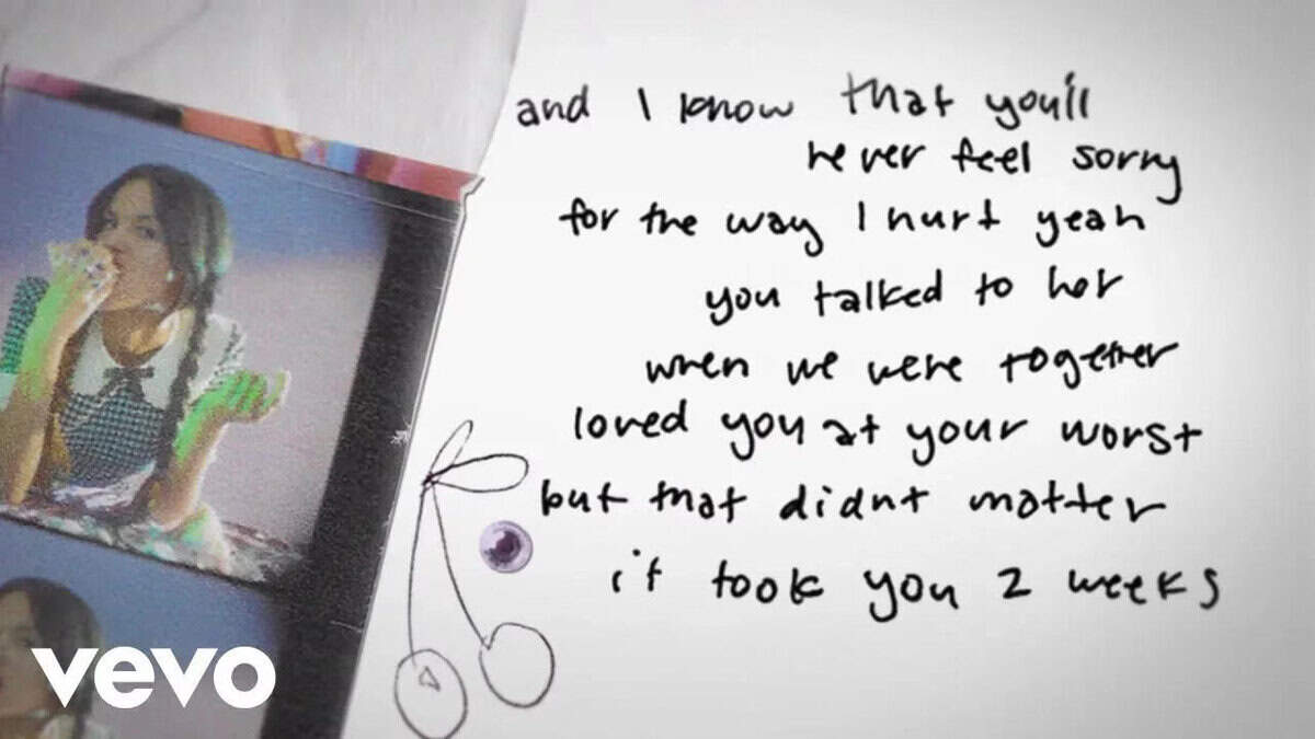 Lirik Lagu Traitor - Olivia Rodrigo dan Terjemahan