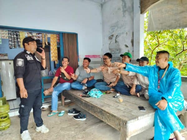 Konsumen Dukodu Desa Bojongjuruh Resah! Kabel Internet Rumah Diputus ...